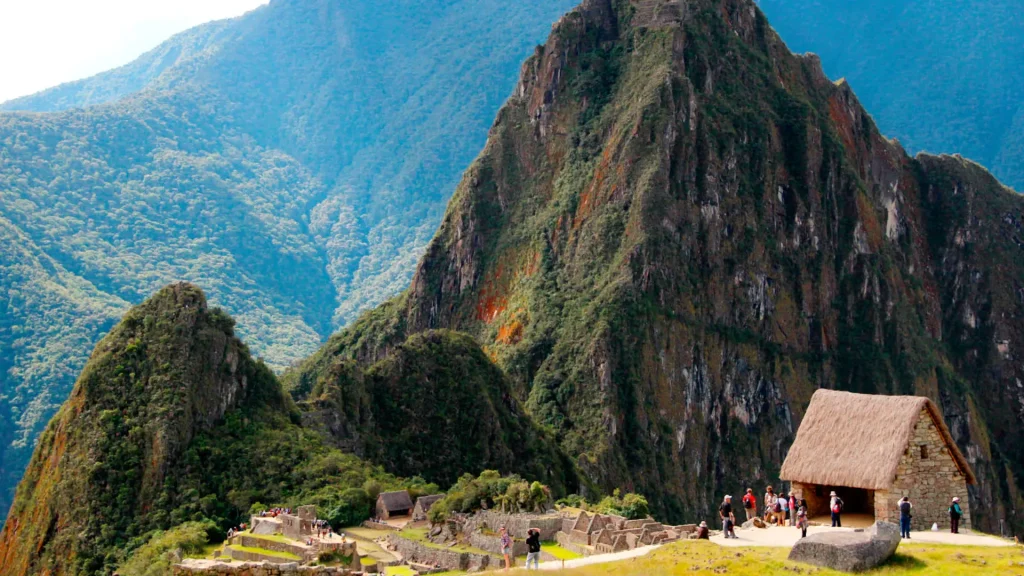 Machu Picchu and Huayna Picchu Tour 2 Days - Andino Perú Tours