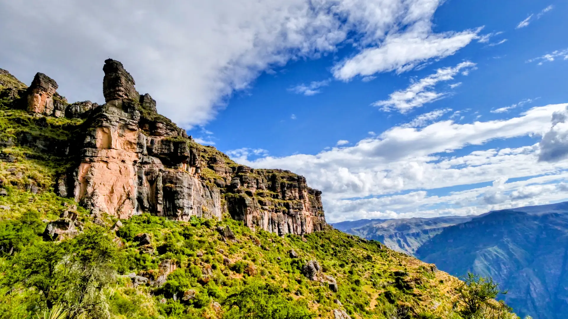 Tour to Waqrapukara in cusco 1 day - Andino Peru Tours